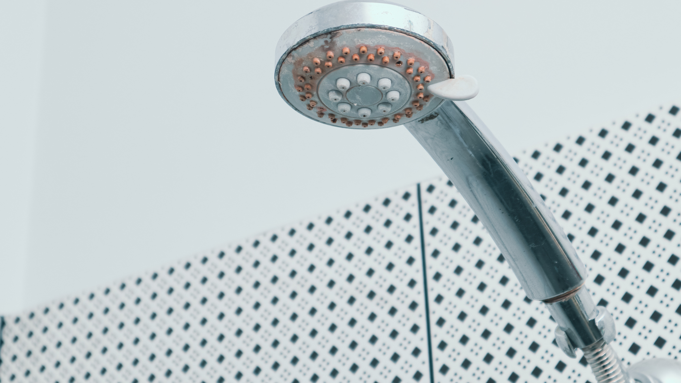 How to Remove Limescale from Taps and Showerheads: A Complete Guide ...
